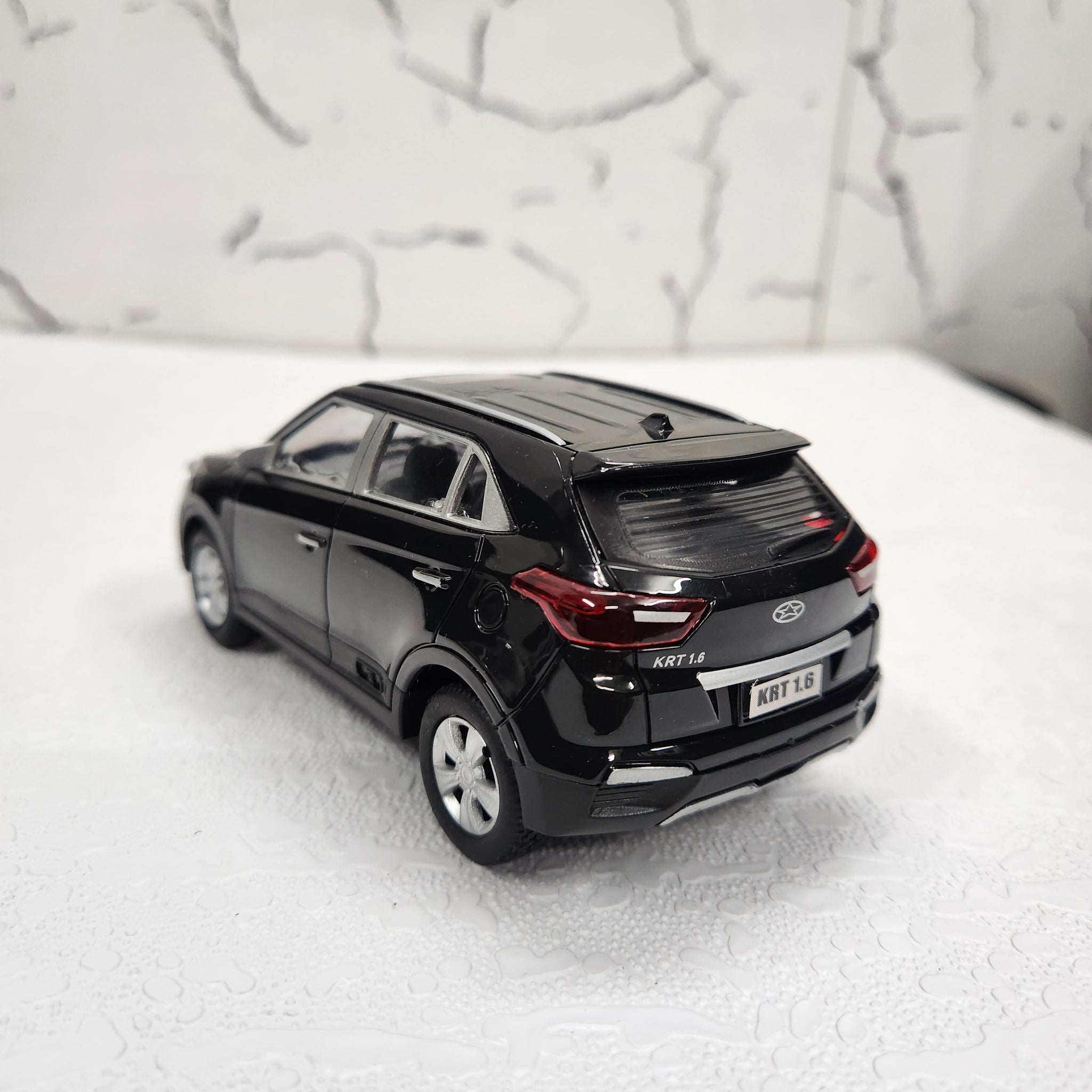 KRT 1.6 Model Car – Kaarr